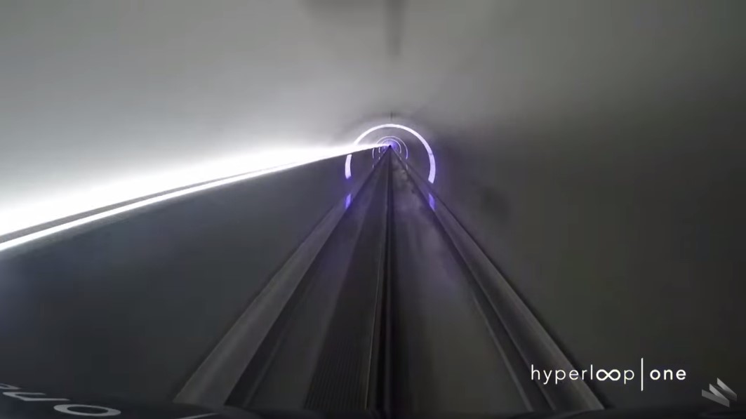 How Tesla Hyperloop Revolutionises the Delivery Industry | Go People