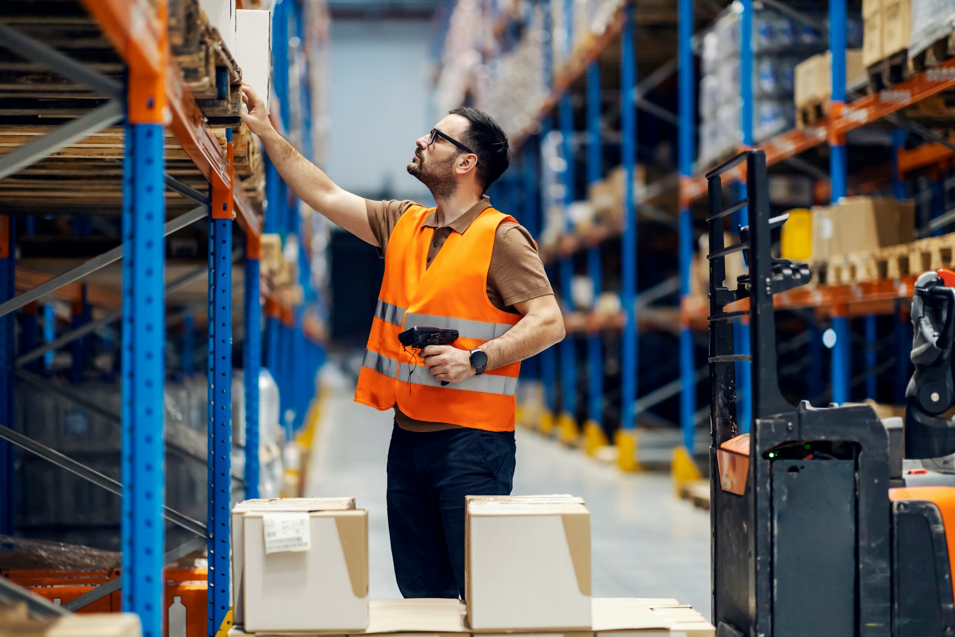 Solving Inventory Management Problems in eCommerce Logistics